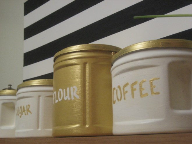 DIY Gilded Canisters (made from plastic Folgers coffee cans) | small ...